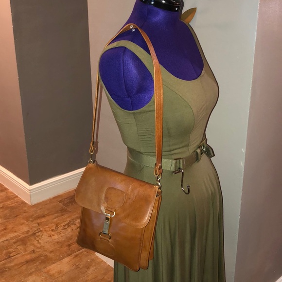 Susan Gail | Bags | Vintage Susan Gail Italy Tan Leather Shoulder Bag ...
